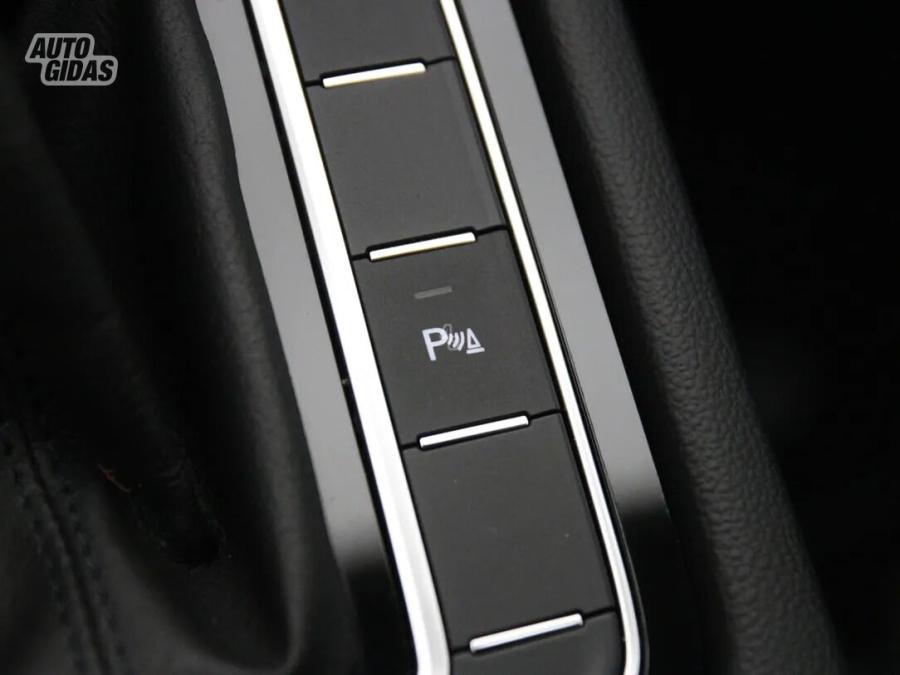 Pelēks Volkswagen Passat B8 2021 Viļņa, ar dzinēja tilpumu 1.50 L un nobraukumu 203 tūkst. km par 15299 €, foto 31 vietnē AUTOMOTO.COM.LV