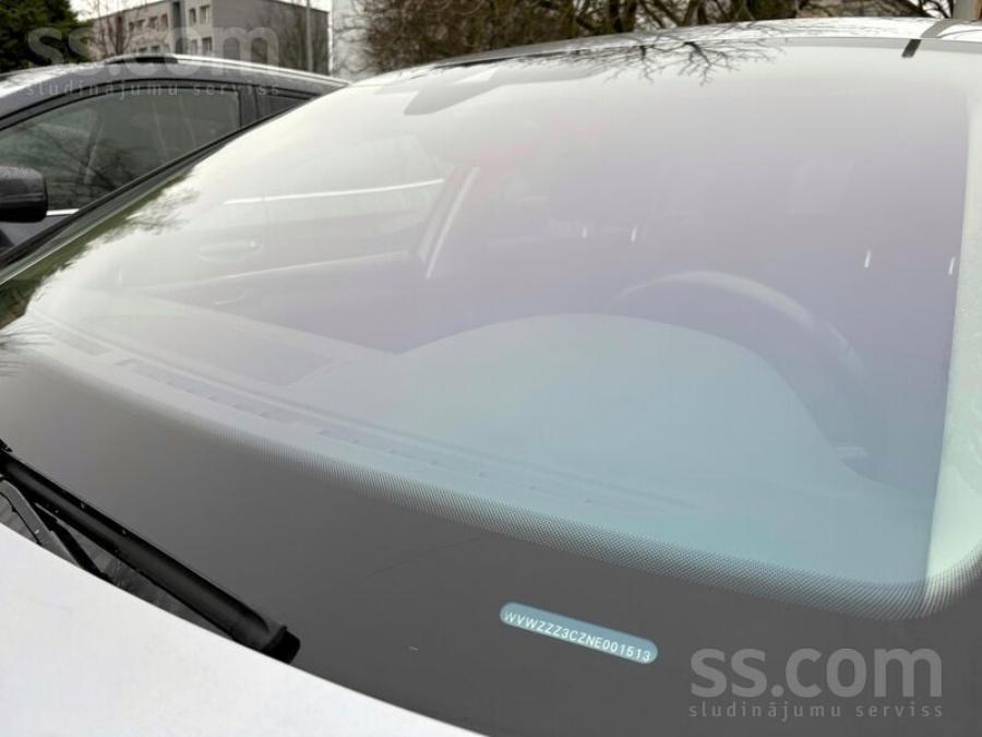 Grey Volkswagen Passat B8 2021 in Riga, with an engine capacity of 2.00 L and mileage of 170 thousand km for 17500 €, photo 9 on AUTOMOTO.COM.LV