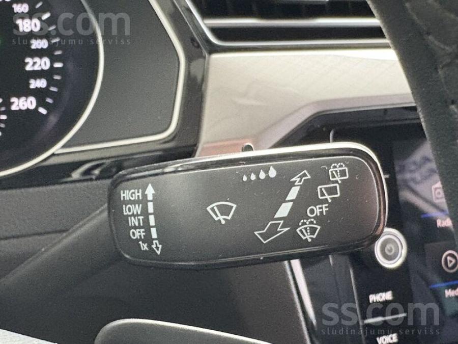 Grey Volkswagen Passat B8 2021 in Riga, with an engine capacity of 2.00 L and mileage of 170 thousand km for 17500 €, photo 15 on AUTOMOTO.COM.LV