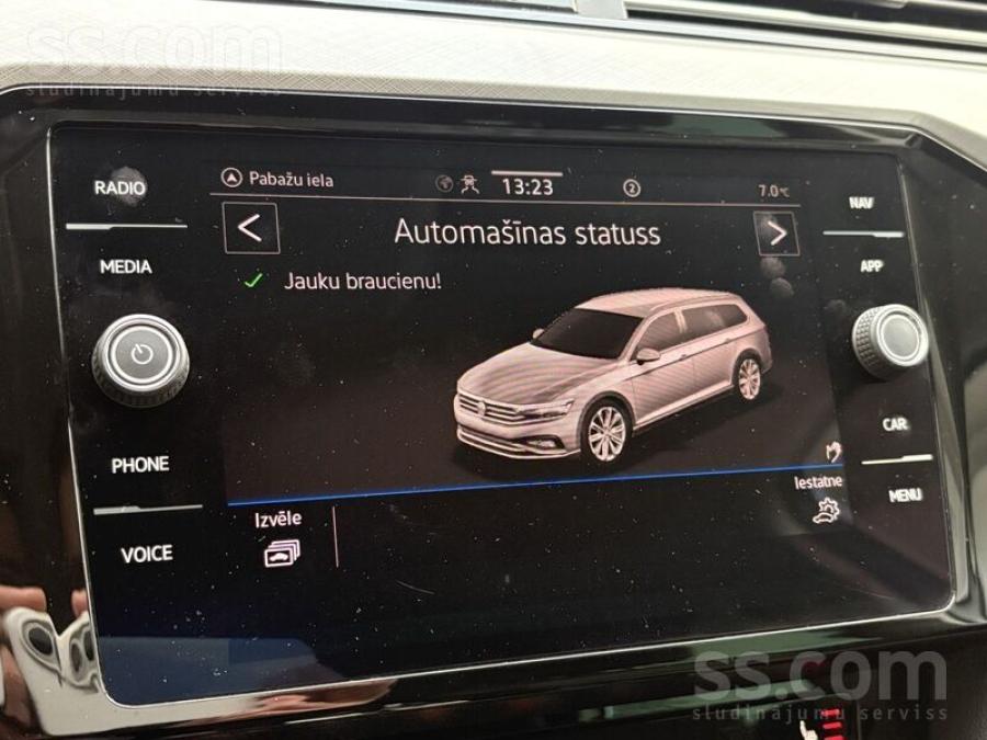 Grey Volkswagen Passat B8 2021 in Riga, with an engine capacity of 2.00 L and mileage of 170 thousand km for 17500 €, photo 23 on AUTOMOTO.COM.LV