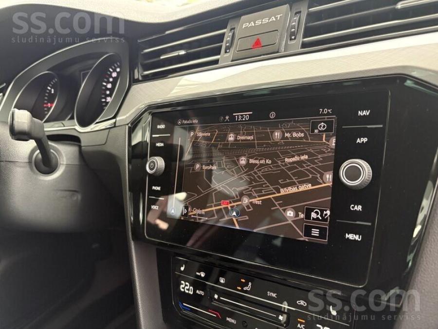 Grey Volkswagen Passat B8 2021 in Riga, with an engine capacity of 2.00 L and mileage of 170 thousand km for 17500 €, photo 26 on AUTOMOTO.COM.LV