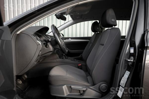 Grey Volkswagen Passat B8 2021 in Talsi, with an engine capacity of 2.00 L and mileage of 239 thousand km for 15450 €, photo 9 on AUTOMOTO.COM.LV