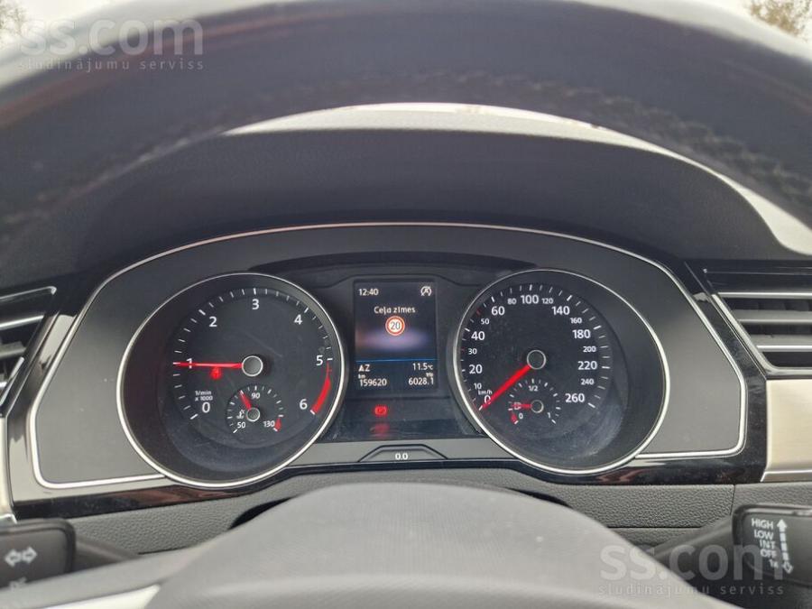 Pelēks Volkswagen Passat B8 2021 Rīga, ar dzinēja tilpumu 2.00 L un nobraukumu 159 tūkst. km par 18600 €, foto 6 vietnē AUTOMOTO.COM.LV