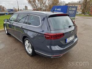 Pelēks Volkswagen Passat B8 2021 Rīga, ar dzinēja tilpumu 2.00 L un nobraukumu 159 tūkst. km par 18600 €, foto 10 vietnē AUTOMOTO.COM.LV