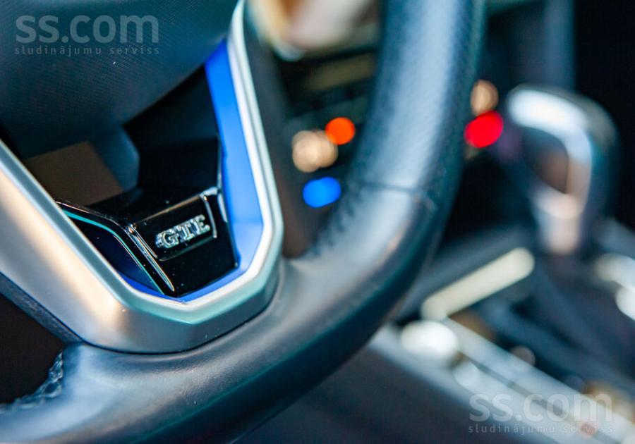 Серый Фольксваген Пассат Б8 2021 в Цесис, объемом двигателя 1.40 л и пробегом 169 тыс. км за 18550 €, фото 17 на AUTOMOTO.COM.LV