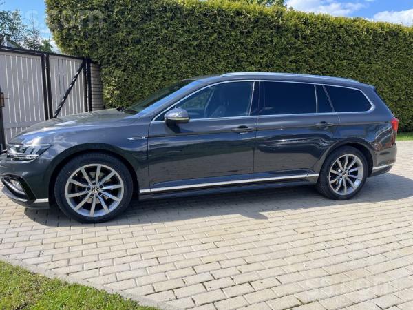 Grey Volkswagen Passat B8 2021 in Riga, with an engine capacity of 2.00 L and mileage of 242 thousand km for 21500 €, photo 2 on AUTOMOTO.COM.LV