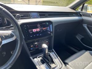 Grey Volkswagen Passat B8 2021 in Riga, with an engine capacity of 2.00 L and mileage of 242 thousand km for 21500 €, photo 9 on AUTOMOTO.COM.LV