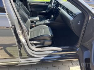 Grey Volkswagen Passat B8 2021 in Riga, with an engine capacity of 2.00 L and mileage of 242 thousand km for 21500 €, photo 10 on AUTOMOTO.COM.LV