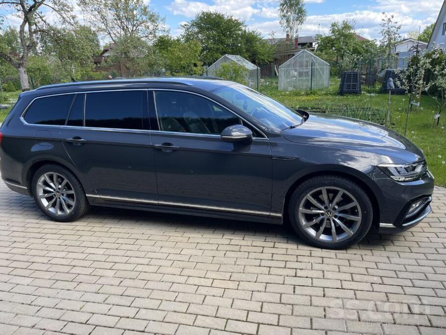 Grey Volkswagen Passat B8 2021 in Riga, with an engine capacity of 2.00 L and mileage of 242 thousand km for 21500 €, photo 15 on AUTOMOTO.COM.LV