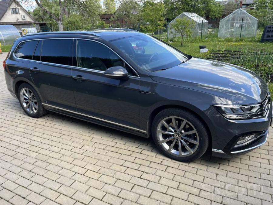Grey Volkswagen Passat B8 2021 in Riga, with an engine capacity of 2.00 L and mileage of 242 thousand km for 21500 €, photo 16 on AUTOMOTO.COM.LV
