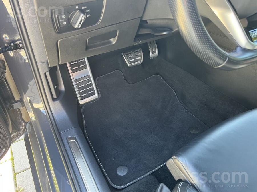 Grey Volkswagen Passat B8 2021 in Riga, with an engine capacity of 2.00 L and mileage of 242 thousand km for 21500 €, photo 19 on AUTOMOTO.COM.LV
