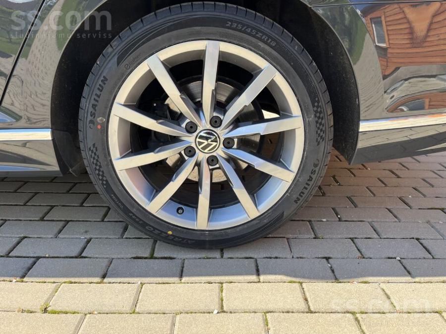 Grey Volkswagen Passat B8 2021 in Riga, with an engine capacity of 2.00 L and mileage of 242 thousand km for 21500 €, photo 29 on AUTOMOTO.COM.LV