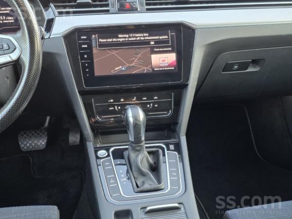 Grey Volkswagen Passat B8 2021 in Riga, with an engine capacity of 1.40 L and mileage of 248 thousand km for 12890 €, photo 7 on AUTOMOTO.COM.LV