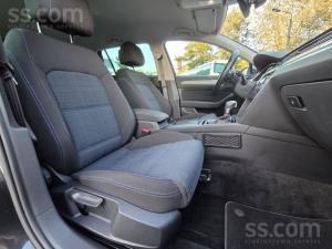Pelēks Volkswagen Passat B8 2021 Rīga, ar dzinēja tilpumu 1.40 L un nobraukumu 248 tūkst. km par 12890 €, foto 9 vietnē AUTOMOTO.COM.LV
