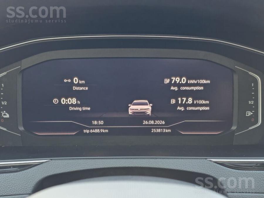 Pelēks Volkswagen Passat B8 2021 Rīga, ar dzinēja tilpumu 1.40 L un nobraukumu 248 tūkst. km par 12890 €, foto 14 vietnē AUTOMOTO.COM.LV