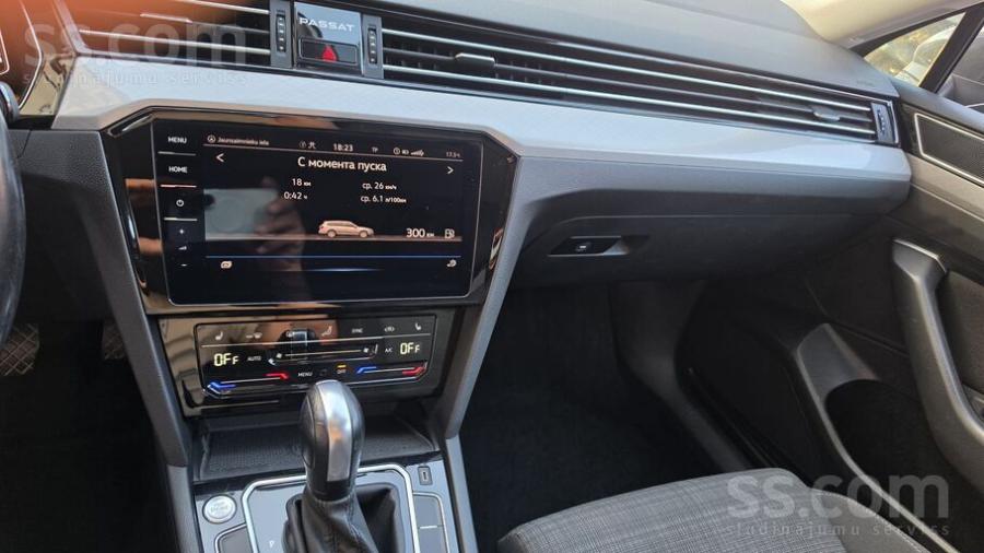 Grey Volkswagen Passat B8 2021 in Riga, with an engine capacity of 2.00 L and mileage of 191 thousand km for 18350 €, photo 9 on AUTOMOTO.COM.LV