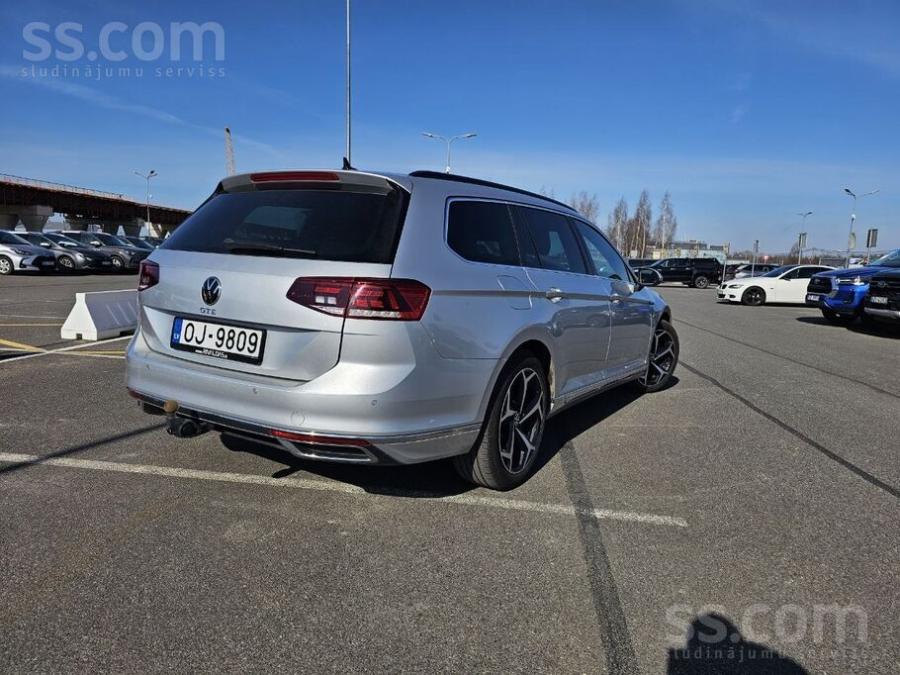 Grey Volkswagen Passat B8 2021 in Riga, with an engine capacity of 1.40 L and mileage of 200 thousand km for 13200 €, photo 8 on AUTOMOTO.COM.LV
