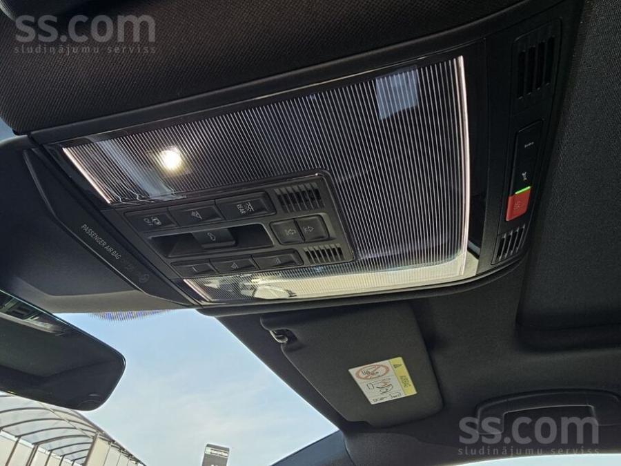 Grey Volkswagen Passat B8 2021 in Riga, with an engine capacity of 1.40 L and mileage of 200 thousand km for 13200 €, photo 13 on AUTOMOTO.COM.LV