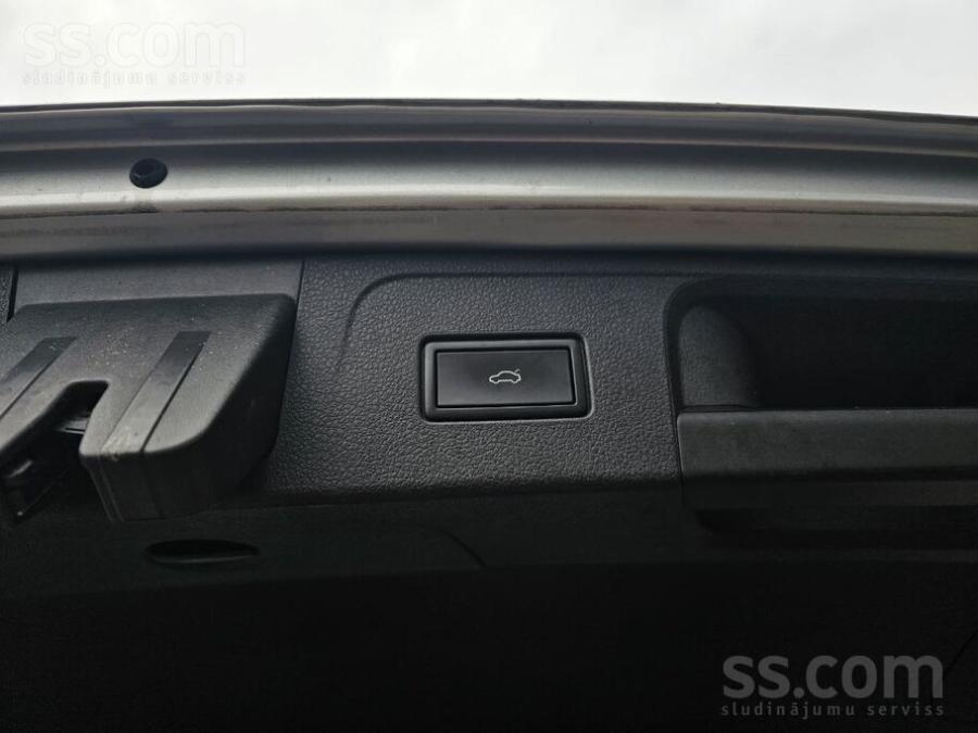 Grey Volkswagen Passat B8 2021 in Riga, with an engine capacity of 1.40 L and mileage of 200 thousand km for 13200 €, photo 15 on AUTOMOTO.COM.LV