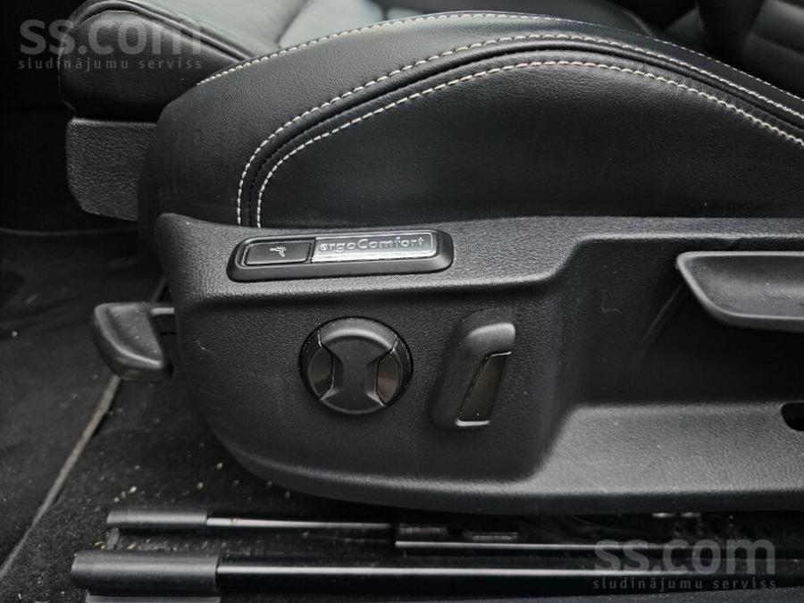 Grey Volkswagen Passat B8 2021 in Riga, with an engine capacity of 1.40 L and mileage of 200 thousand km for 13200 €, photo 17 on AUTOMOTO.COM.LV