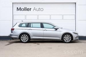 Grey Volkswagen Passat B8 2022 in Riga, with an engine capacity of 2.00 L and mileage of 158 thousand km for 22400 €, photo 6 on AUTOMOTO.COM.LV