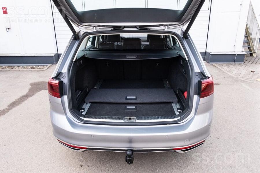 Grey Volkswagen Passat B8 2022 in Riga, with an engine capacity of 2.00 L and mileage of 158 thousand km for 22400 €, photo 24 on AUTOMOTO.COM.LV