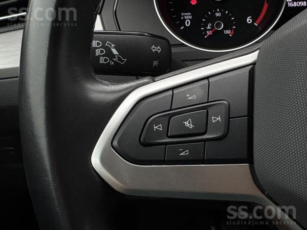 Grey Volkswagen Passat B8 2022 in Valmiera, with an engine capacity of 2.00 L and mileage of 168 thousand km for 16800 €, photo 10 on AUTOMOTO.COM.LV