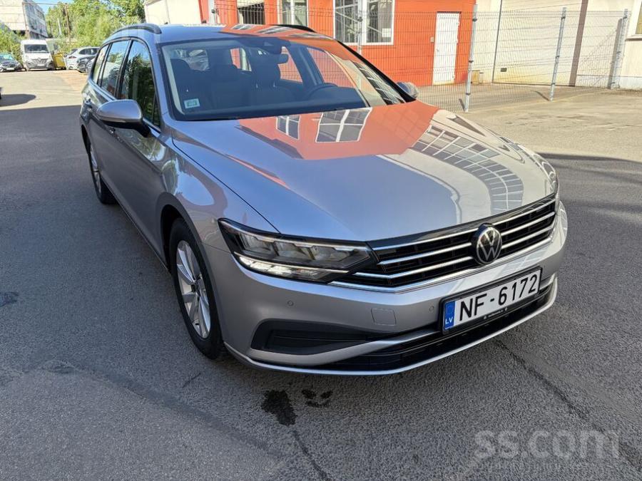 Pelēks Volkswagen Passat B8 2022 Rīga, ar dzinēja tilpumu 1.50 L un nobraukumu 134 tūkst. km par 16400 €, foto 3 vietnē AUTOMOTO.COM.LV