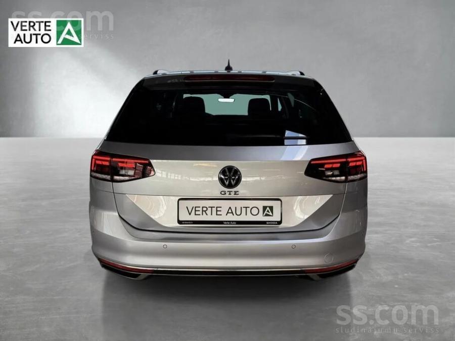 Pelēks Volkswagen Passat B8 2022 Rīga, ar dzinēja tilpumu 1.40 L un nobraukumu 156 tūkst. km par 17990 €, foto 6 vietnē AUTOMOTO.COM.LV