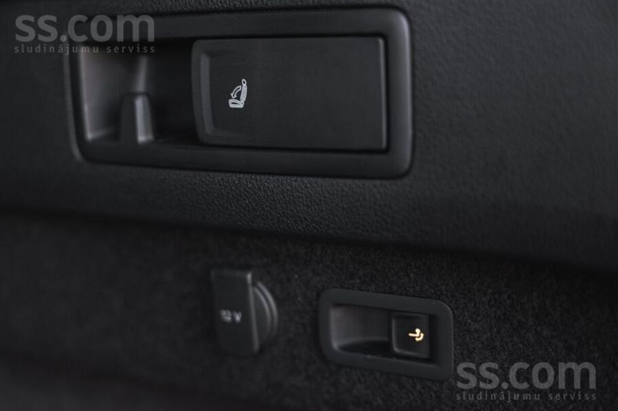 Pelēks Volkswagen Passat B8 2022 Ventspils, ar dzinēja tilpumu 1.40 L un nobraukumu 94 tūkst. km par 24900 €, foto 13 vietnē AUTOMOTO.COM.LV