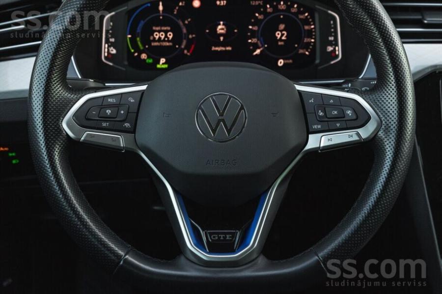 Pelēks Volkswagen Passat B8 2022 Ventspils, ar dzinēja tilpumu 1.40 L un nobraukumu 94 tūkst. km par 24900 €, foto 17 vietnē AUTOMOTO.COM.LV