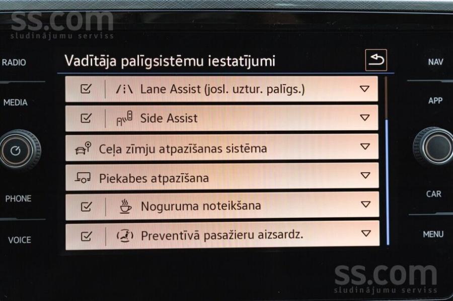 Pelēks Volkswagen Passat B8 2022 Ventspils, ar dzinēja tilpumu 1.40 L un nobraukumu 94 tūkst. km par 24900 €, foto 27 vietnē AUTOMOTO.COM.LV