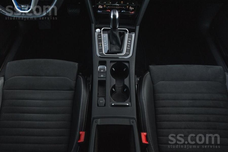 Pelēks Volkswagen Passat B8 2022 Ventspils, ar dzinēja tilpumu 1.40 L un nobraukumu 94 tūkst. km par 24900 €, foto 29 vietnē AUTOMOTO.COM.LV