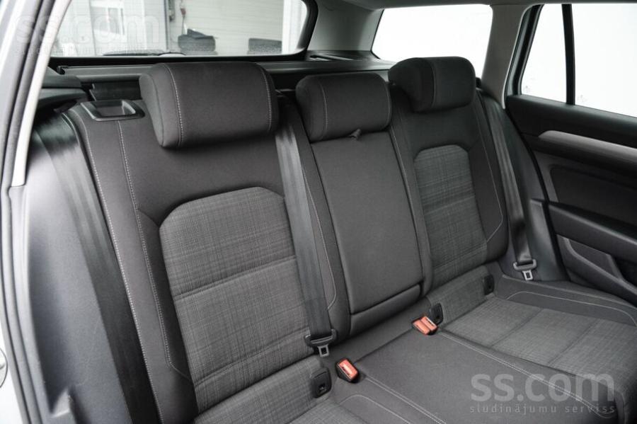 Grey Volkswagen Passat B8 2022 in Riga, with an engine capacity of 1.50 L and mileage of 112 thousand km for 17650 €, photo 8 on AUTOMOTO.COM.LV