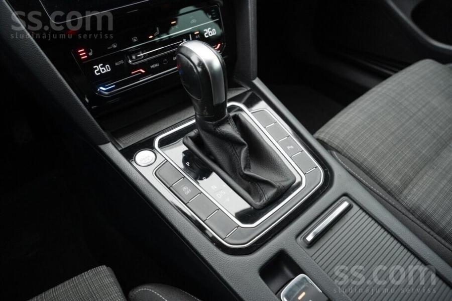Grey Volkswagen Passat B8 2022 in Riga, with an engine capacity of 1.50 L and mileage of 112 thousand km for 17650 €, photo 18 on AUTOMOTO.COM.LV