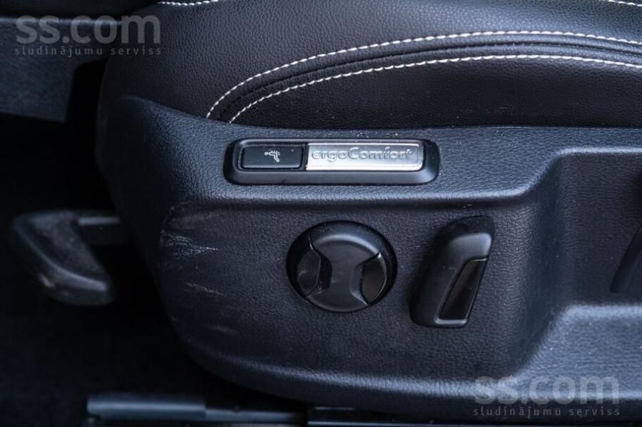 Pelēks Volkswagen Passat B8 2023 Rīga, ar dzinēja tilpumu 2.00 L un nobraukumu 128 tūkst. km par 22950 €, foto 22 vietnē AUTOMOTO.COM.LV