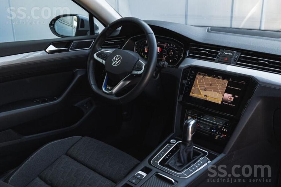 Grey Volkswagen Passat B8 2023 in Ventspils, with an engine capacity of 1.40 L and mileage of 147 thousand km for 20550 €, photo 18 on AUTOMOTO.COM.LV