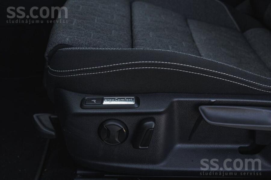 Grey Volkswagen Passat B8 2023 in Ventspils, with an engine capacity of 1.40 L and mileage of 147 thousand km for 20550 €, photo 33 on AUTOMOTO.COM.LV