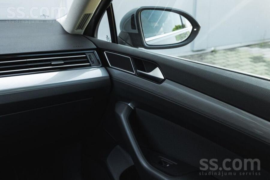 Grey Volkswagen Passat B8 2023 in Ventspils, with an engine capacity of 1.40 L and mileage of 147 thousand km for 20550 €, photo 34 on AUTOMOTO.COM.LV
