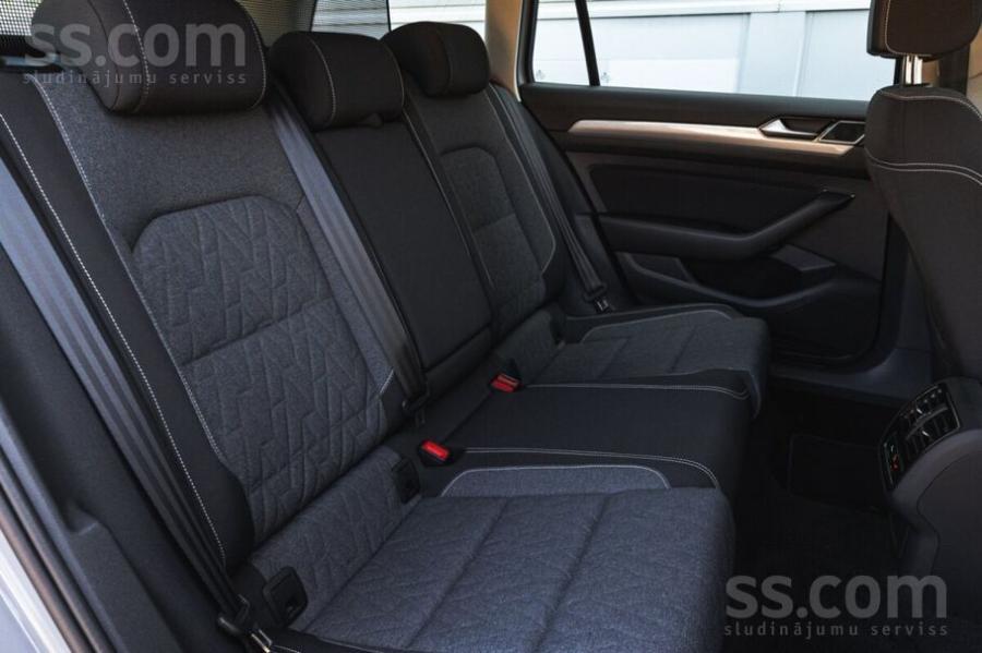 Grey Volkswagen Passat B8 2023 in Ventspils, with an engine capacity of 1.40 L and mileage of 147 thousand km for 20550 €, photo 35 on AUTOMOTO.COM.LV