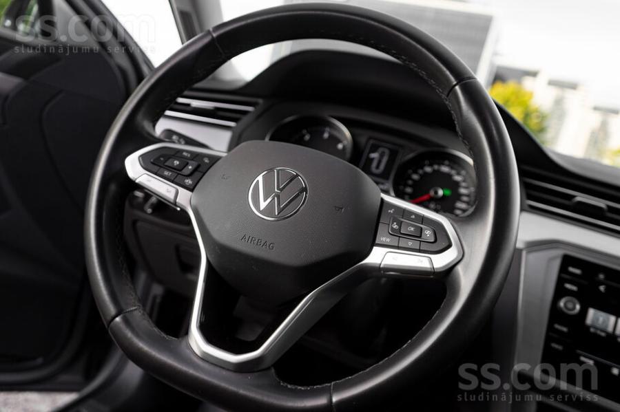 Grey Volkswagen Passat B8 2023 in Riga, with an engine capacity of 2.00 L and mileage of 113 thousand km for 19990 €, photo 20 on AUTOMOTO.COM.LV