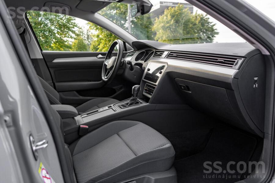 Grey Volkswagen Passat B8 2023 in Riga, with an engine capacity of 2.00 L and mileage of 113 thousand km for 19990 €, photo 31 on AUTOMOTO.COM.LV