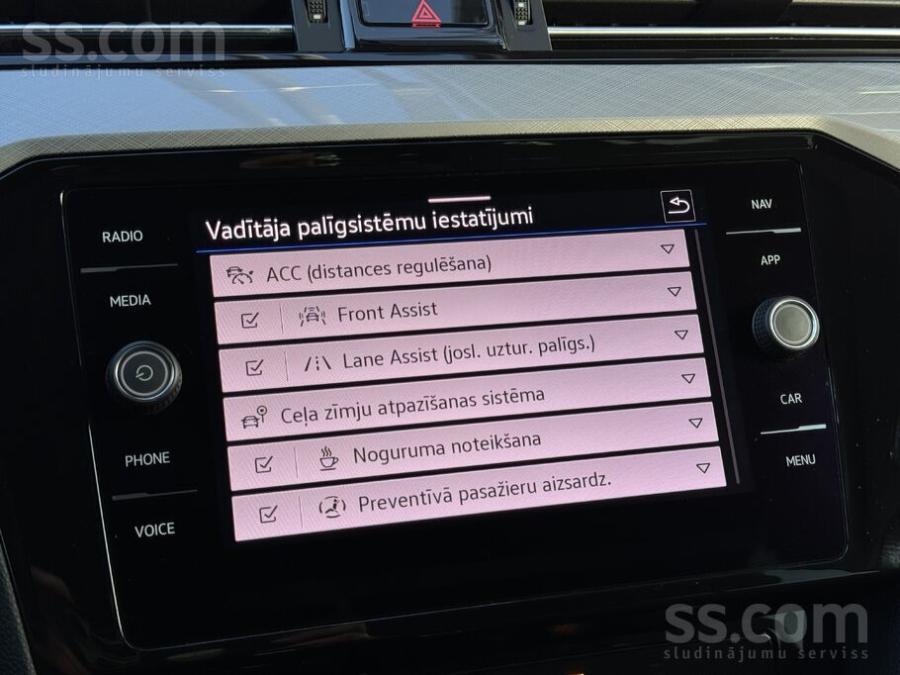 Pelēks Volkswagen Passat B8 2023 Valmiera, ar dzinēja tilpumu 2.00 L un nobraukumu 161 tūkst. km par 16200 €, foto 14 vietnē AUTOMOTO.COM.LV