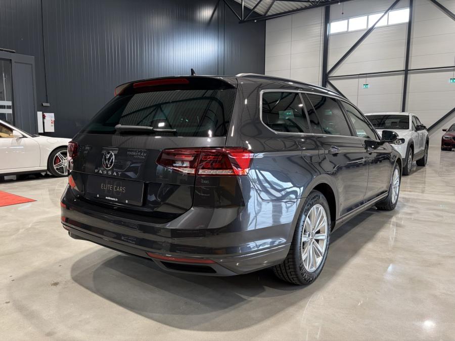 Pelēks Volkswagen Passat B8 2023 Rīga, ar dzinēja tilpumu 1.50 L un nobraukumu 16 tūkst. km par 18990 €, foto 3 vietnē AUTOMOTO.COM.LV