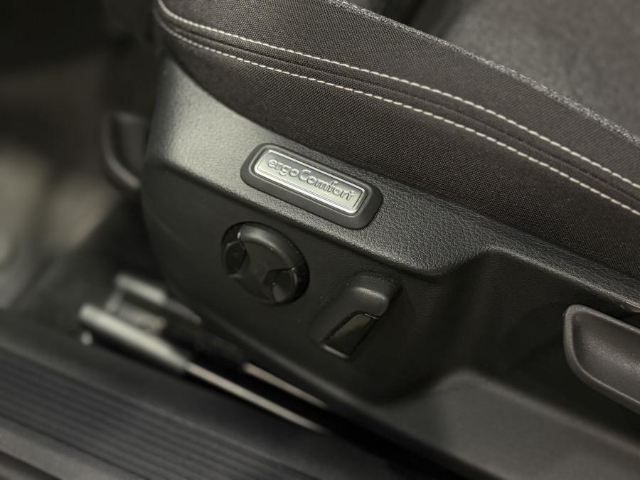 Pelēks Volkswagen Passat B8 2023 Rīga, ar dzinēja tilpumu 1.50 L un nobraukumu 16 tūkst. km par 18990 €, foto 8 vietnē AUTOMOTO.COM.LV