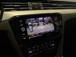 Pelēks Volkswagen Passat B8 2023 Rīga, ar dzinēja tilpumu 1.50 L un nobraukumu 16 tūkst. km par 18990 €, foto 12 vietnē AUTOMOTO.COM.LV