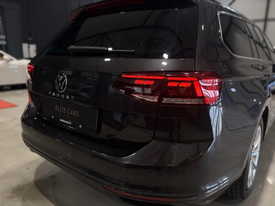 Pelēks Volkswagen Passat B8 2023 Rīga, ar dzinēja tilpumu 1.50 L un nobraukumu 16 tūkst. km par 18990 €, foto 23 vietnē AUTOMOTO.COM.LV