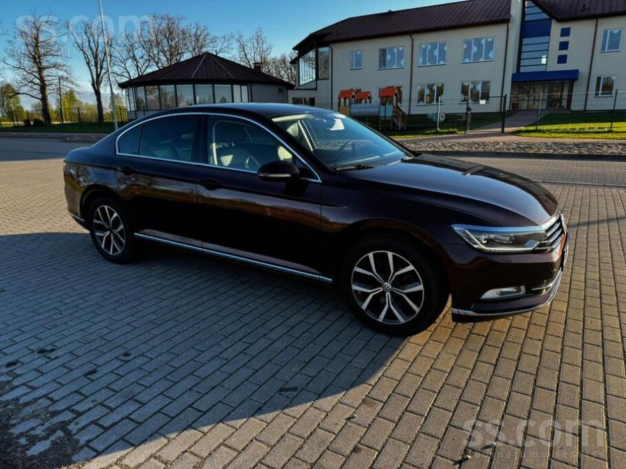 Red Volkswagen Passat B8 2015 in Valmiera, with an engine capacity of 1.40 L and mileage of 152 thousand km for 9995 €, photo 4 on AUTOMOTO.COM.LV