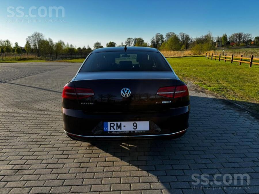 Red Volkswagen Passat B8 2015 in Valmiera, with an engine capacity of 1.40 L and mileage of 152 thousand km for 9995 €, photo 6 on AUTOMOTO.COM.LV