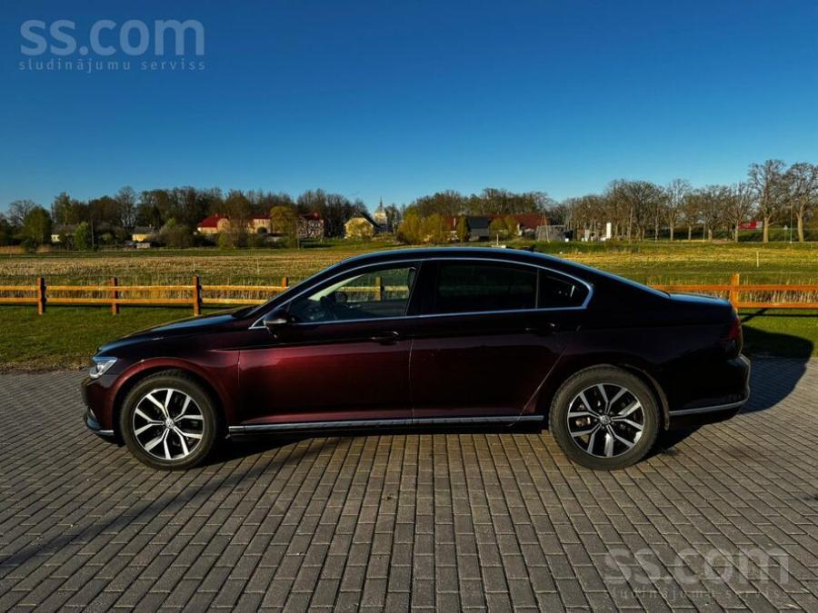 Red Volkswagen Passat B8 2015 in Valmiera, with an engine capacity of 1.40 L and mileage of 152 thousand km for 9995 €, photo 7 on AUTOMOTO.COM.LV